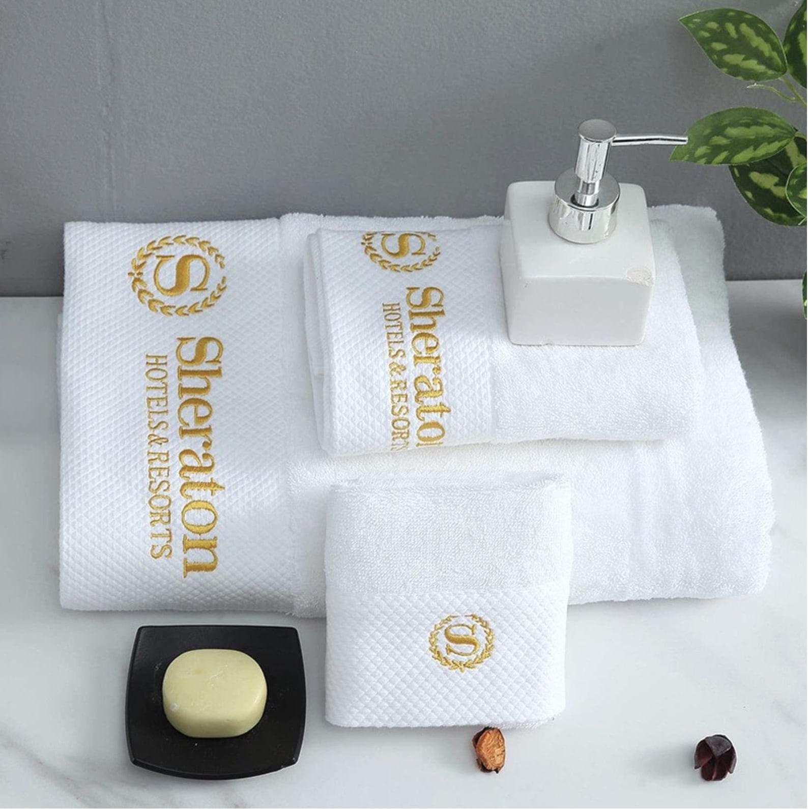 Personalized Hotel Vacation Home Pool Towels, Custom Pool Towels ...