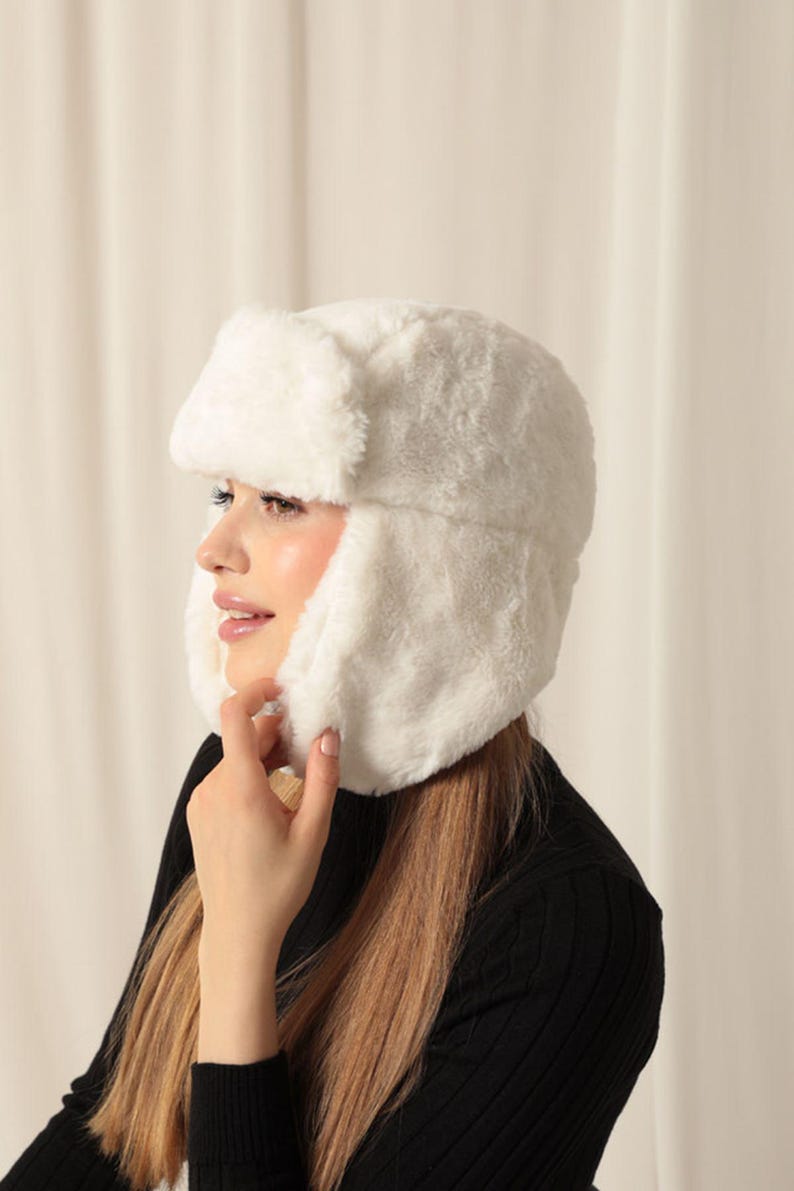 Winter Earflap Bomber Hat Warm and Cozy Trapper Hat for Women, Stylish ...