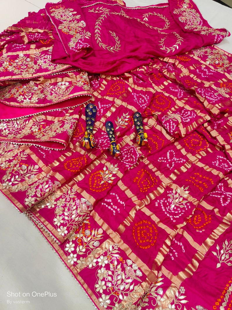 Magenta Rani Pink Gajji Silk Saree Blouse Bandhani Sari Gharchola Saree ...