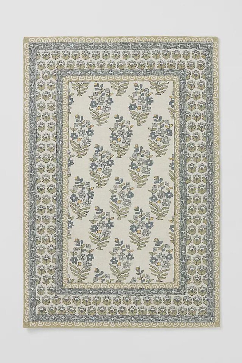 Anthropologie Cotswold Green Handmade Tufted Wool Area Rug for Bedroom ...