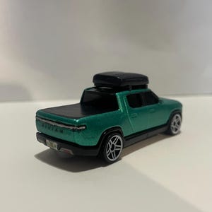 Custom Rivian R1T 1/64 Scale Diecast Truck - Etsy