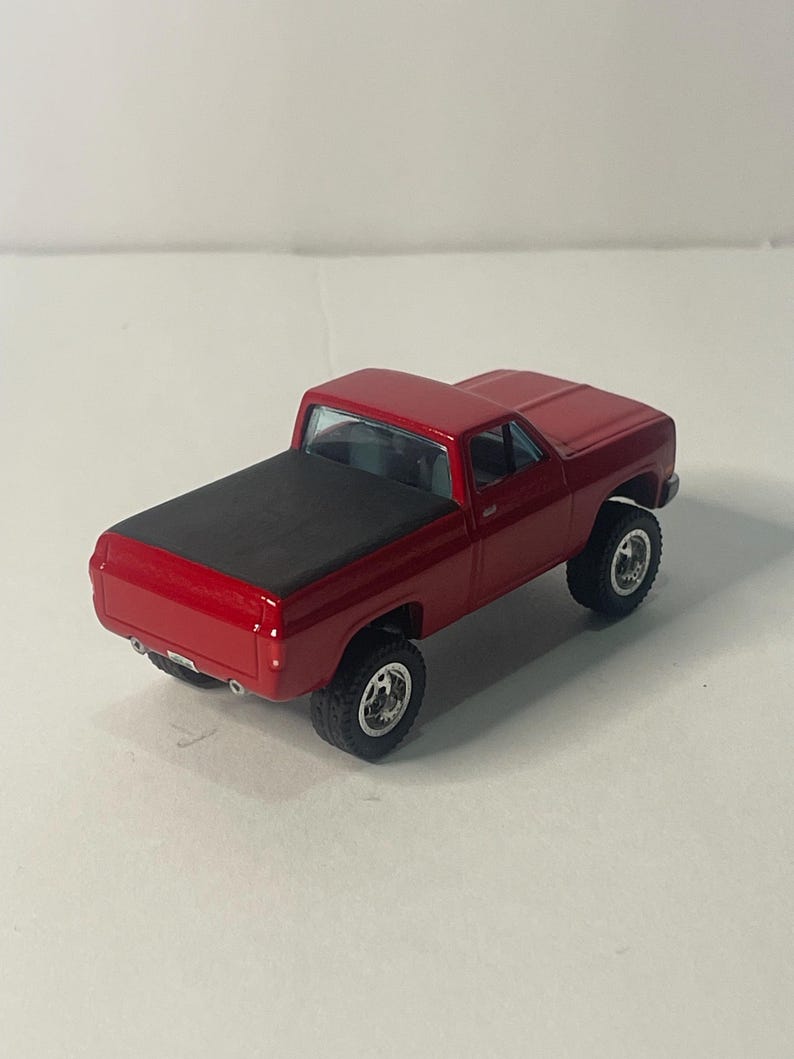 Custom Lifted ‘83 Chevy Silverado 1/64 Scale Diecast Truck - Etsy