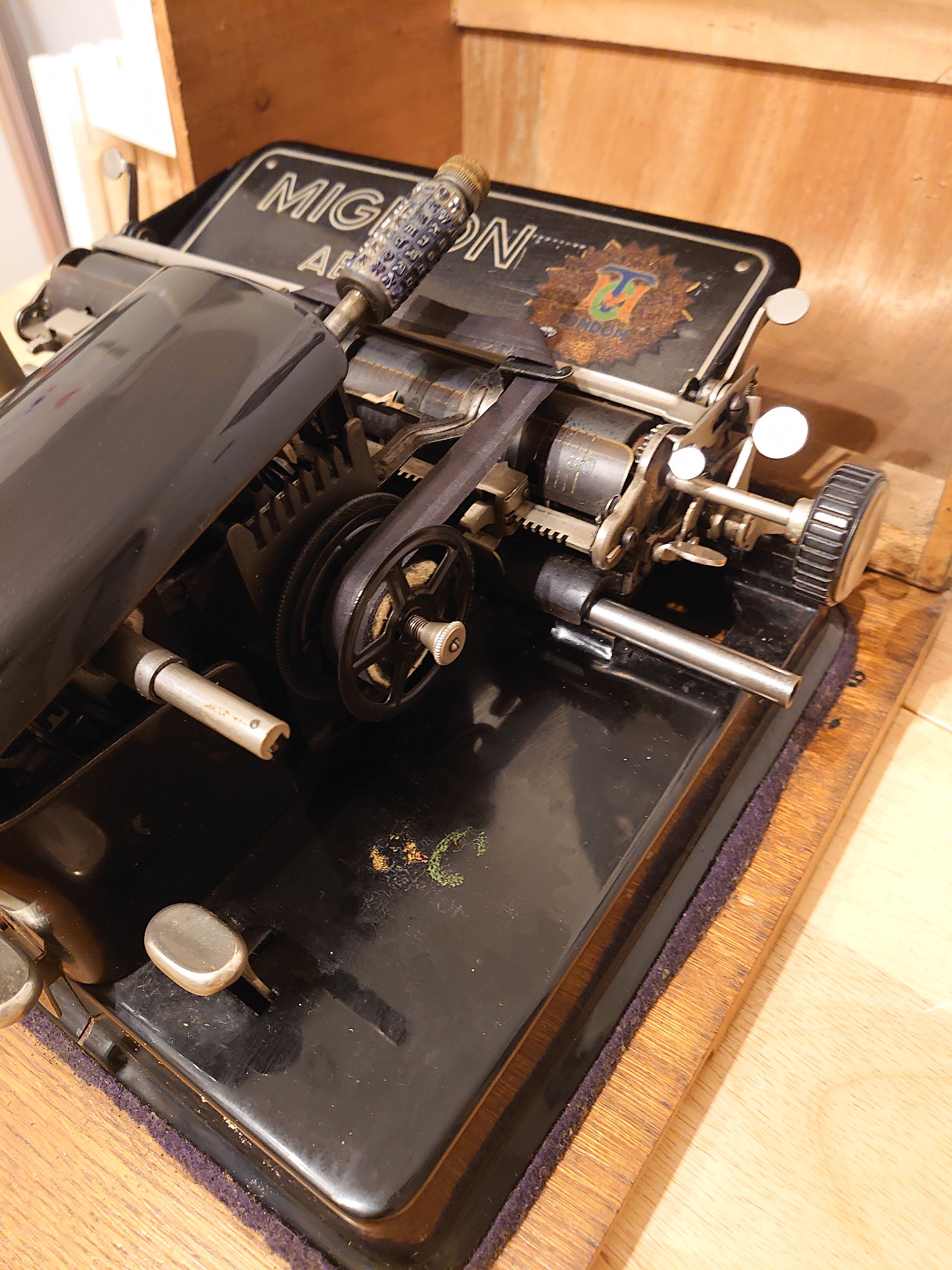 Antique Mignon Typewriter - Etsy