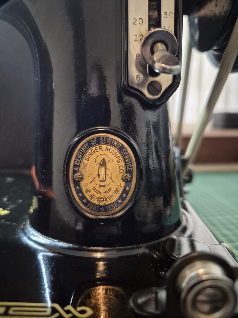 1951 Singer 221 Centennial, Vintage Sewing Machine - Etsy