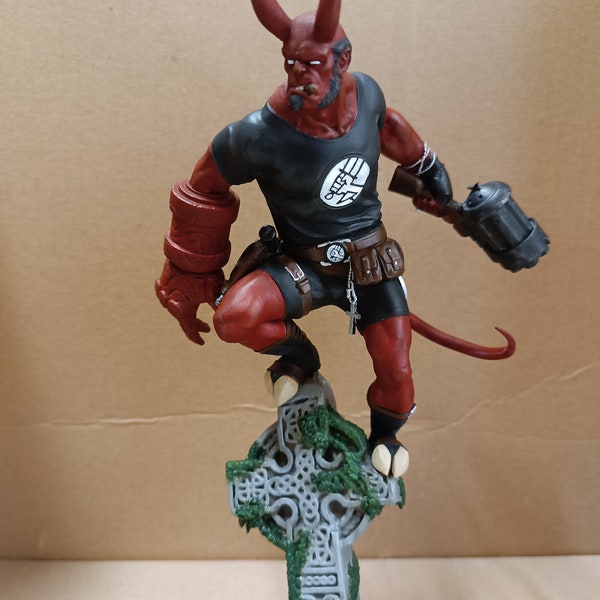 Hellboy Statue - Etsy