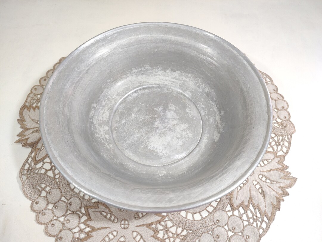 Vintage Aluminium Wash Basin - Primitive Laundry Wash Tub - Old Laundry ...