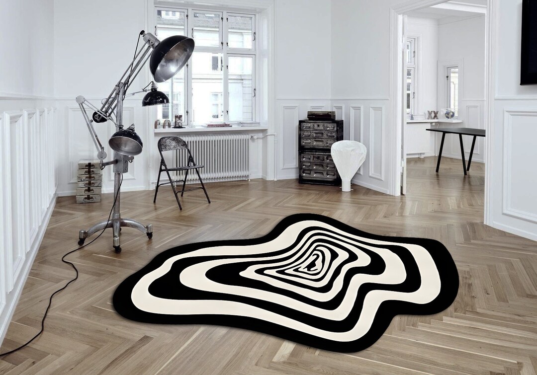 Abstract Rug: Irregular Black and White Line Design - Etsy