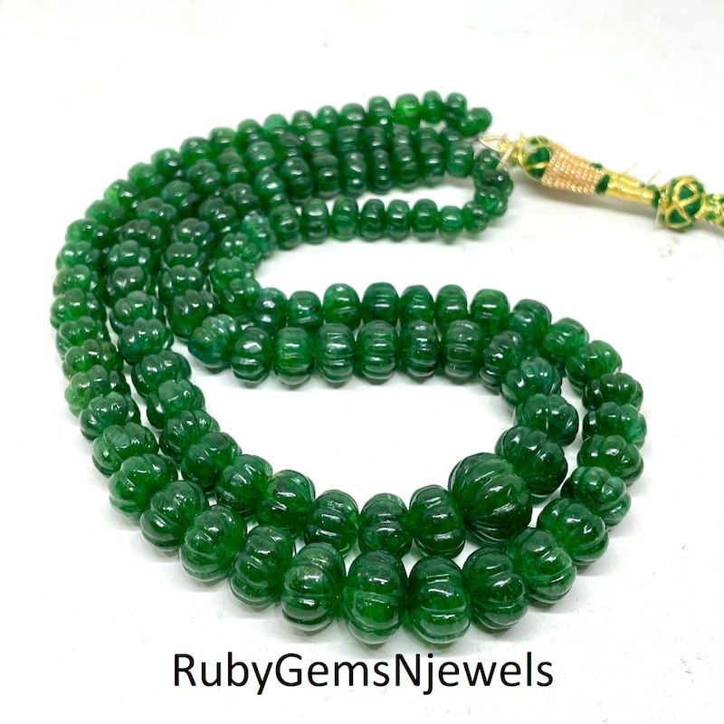 Natural zambian emerald carving - Etsy.de