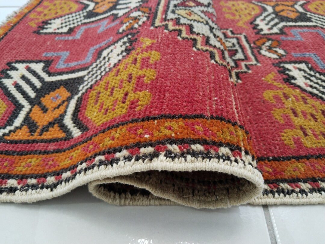 Small Red Rug, Vintage World Charm, Unique Rug, Handmade Rug, Astisanal ...