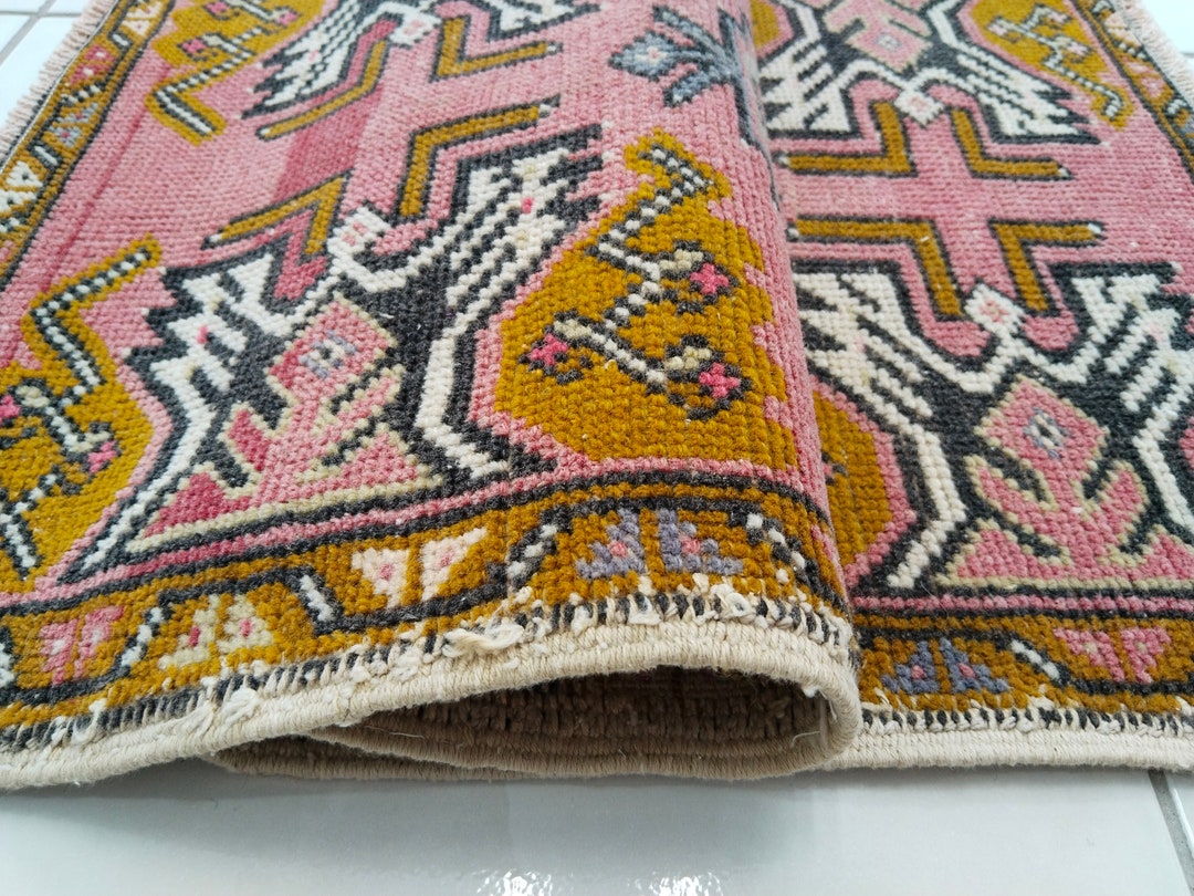 Pink Oushak Rug, Small Vintage Rug, Artisanal Rug, Hand Crafted Rug ...