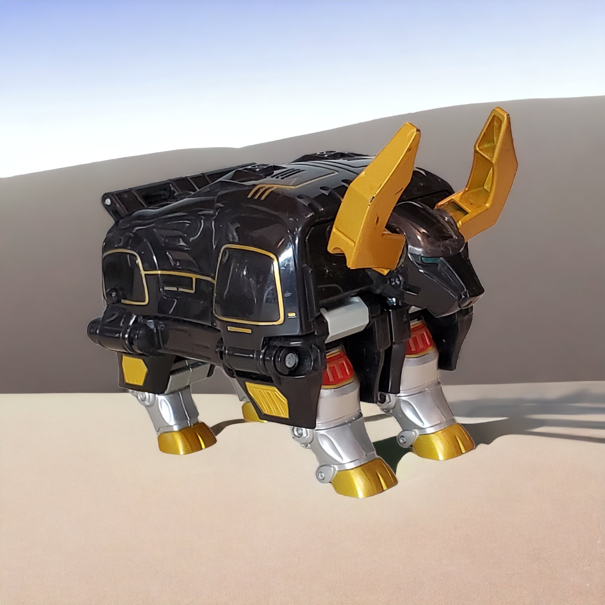 Power Rangers Wild Force Bison Zord