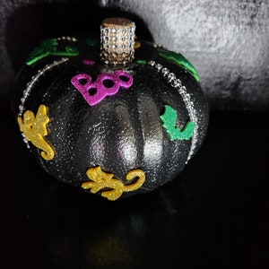 Blinged Halloween Pumpkins: Diamond Ribbon Stems, Glitter Spiders - Set ...