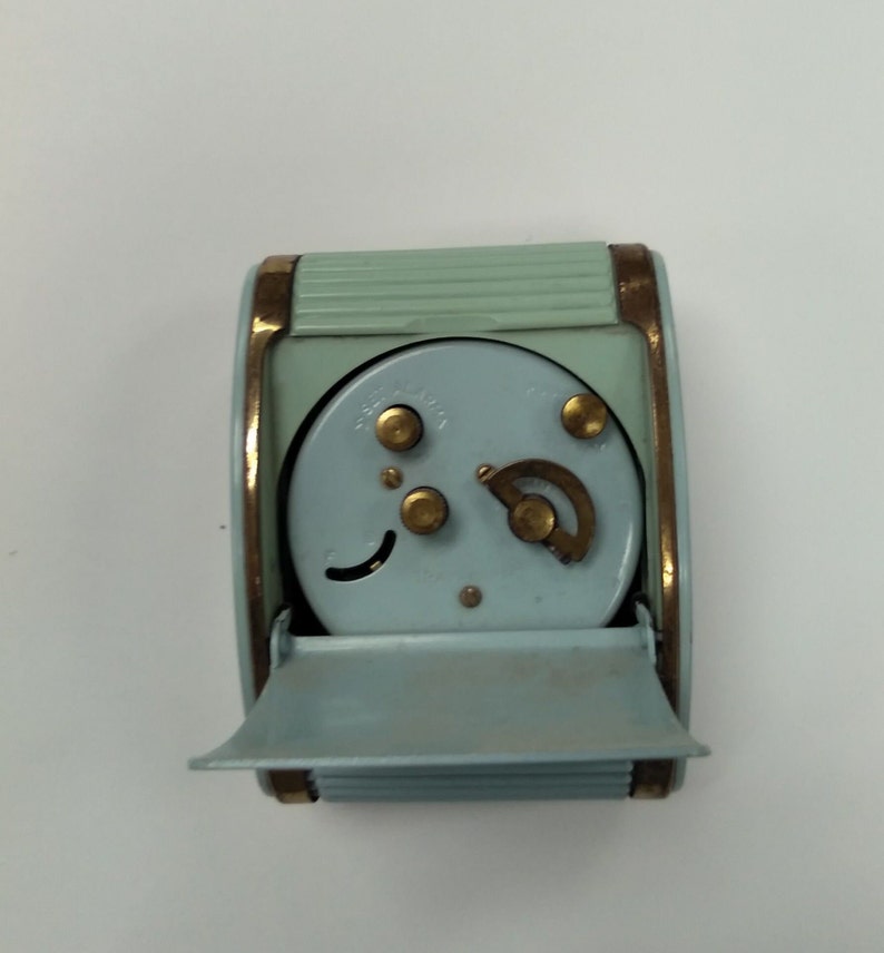 Westclox Alarm Clock in RARE Seafoam Green Travel Clock // 1950s - Etsy