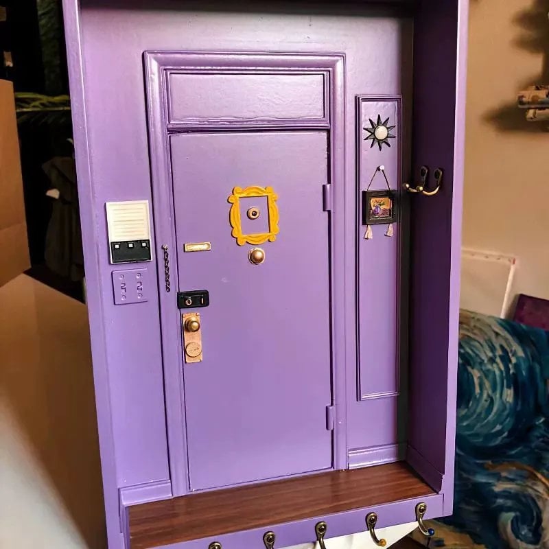 Friends TV Show Key Holder, Wooden Purple Door Hanger, Friends Home ...