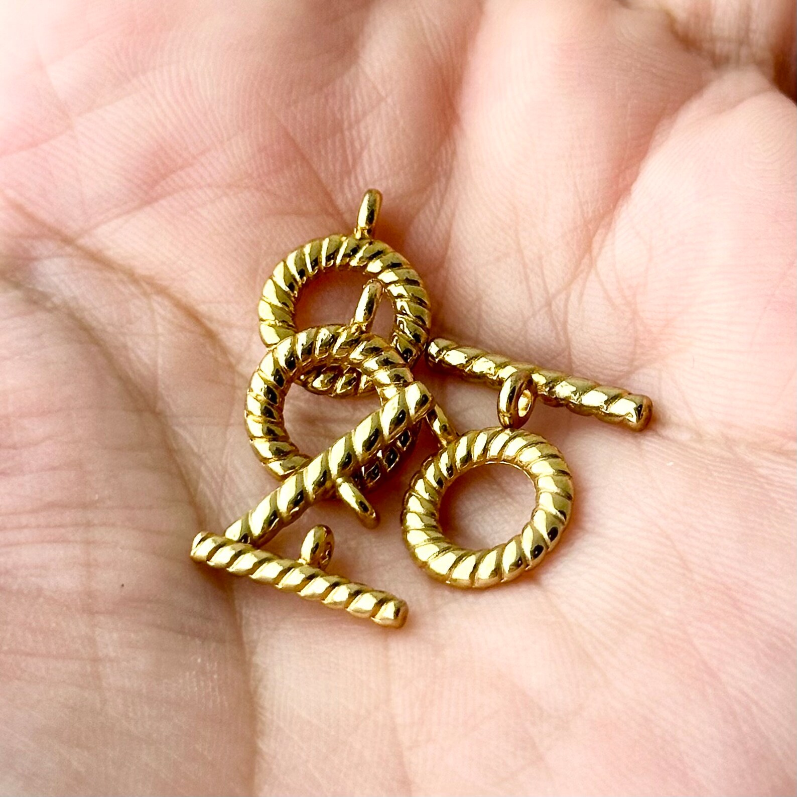 Gold Plated Twisted Wire Toggle Clasps, Set of 3 Clasps, 11mm Round ...