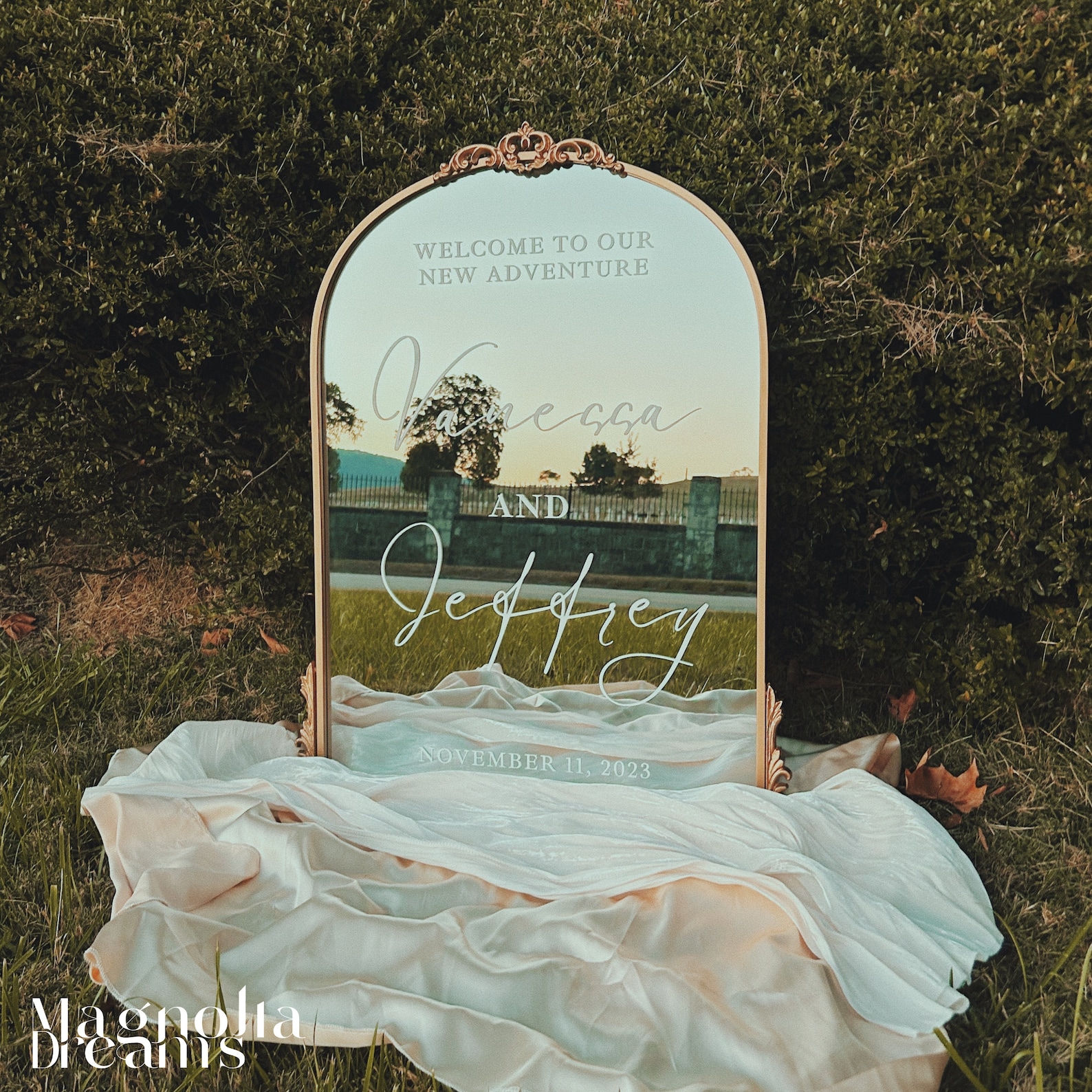 Large Gold Arch Mirror for Elegant Wedding Welcome Sign Custom Gold ...