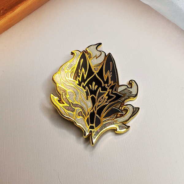 Wolf Pin - Etsy