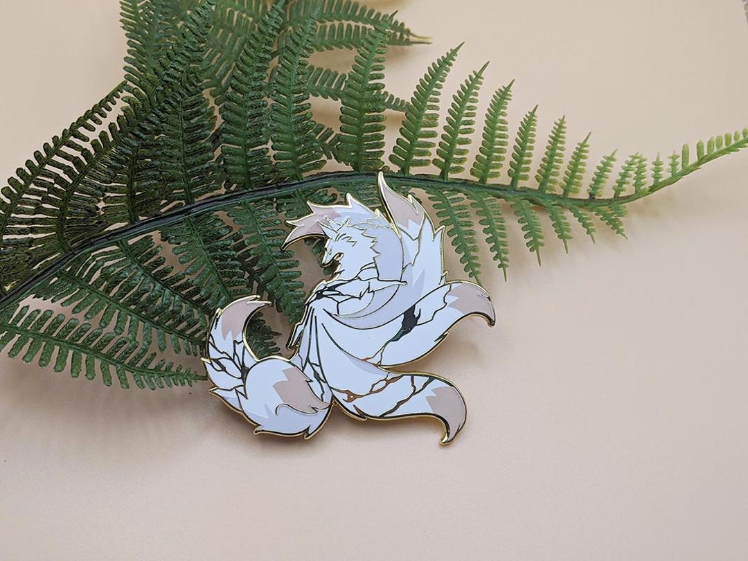 Kintsugi Kitsune Kintsune Japanese Fox and Pottery Gold Plated Hard ...