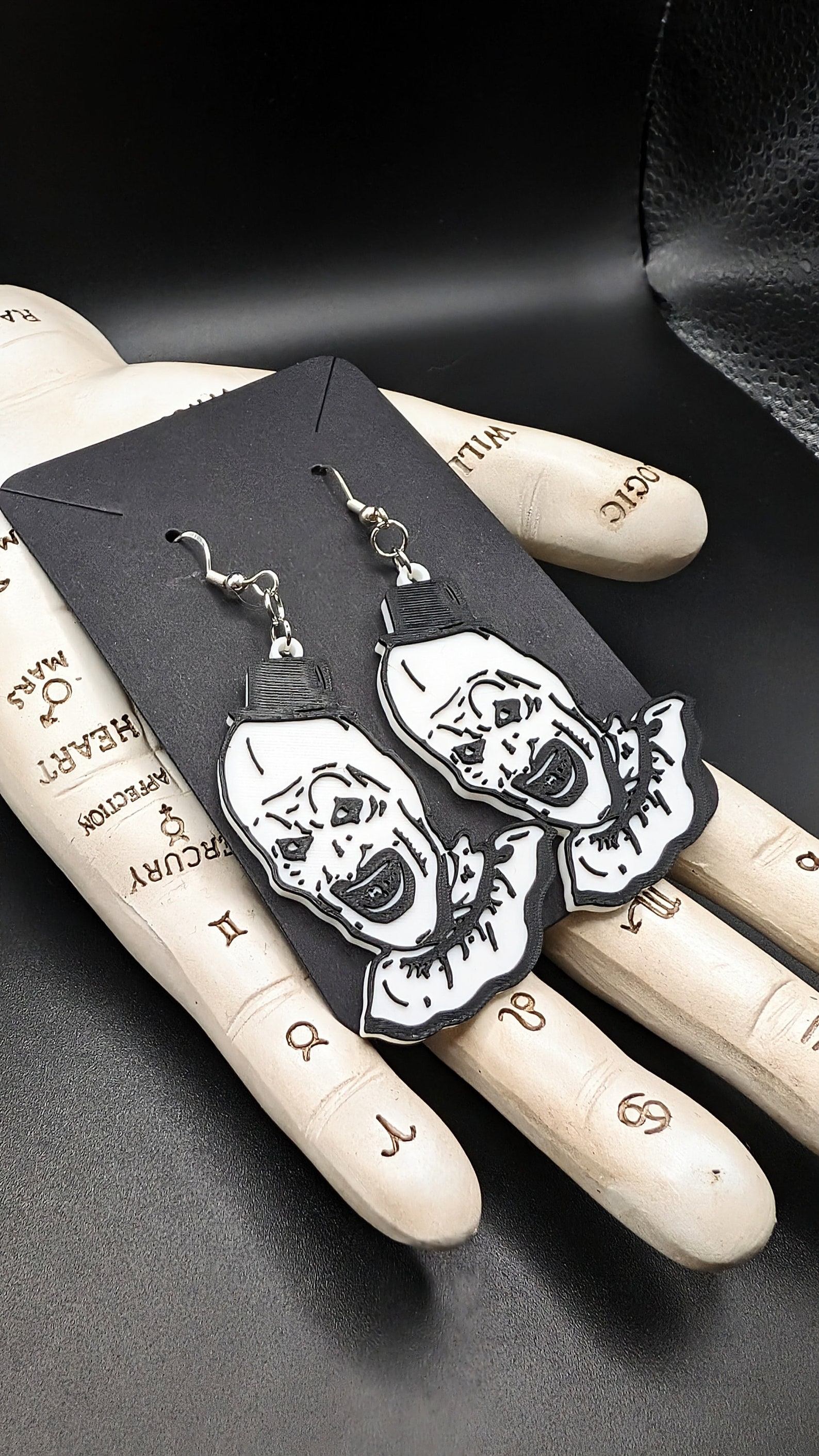 Terrifier Art the Clown Dangle Earrings Horror Movie Fan Jewelry - Etsy