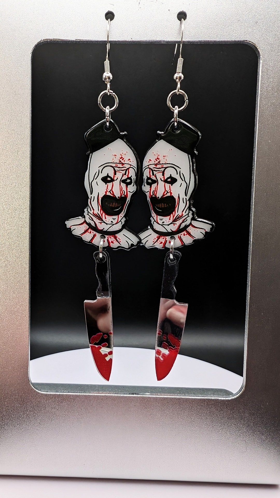 Terrifier Art the Clown & Knife Dangle Earrings - Etsy