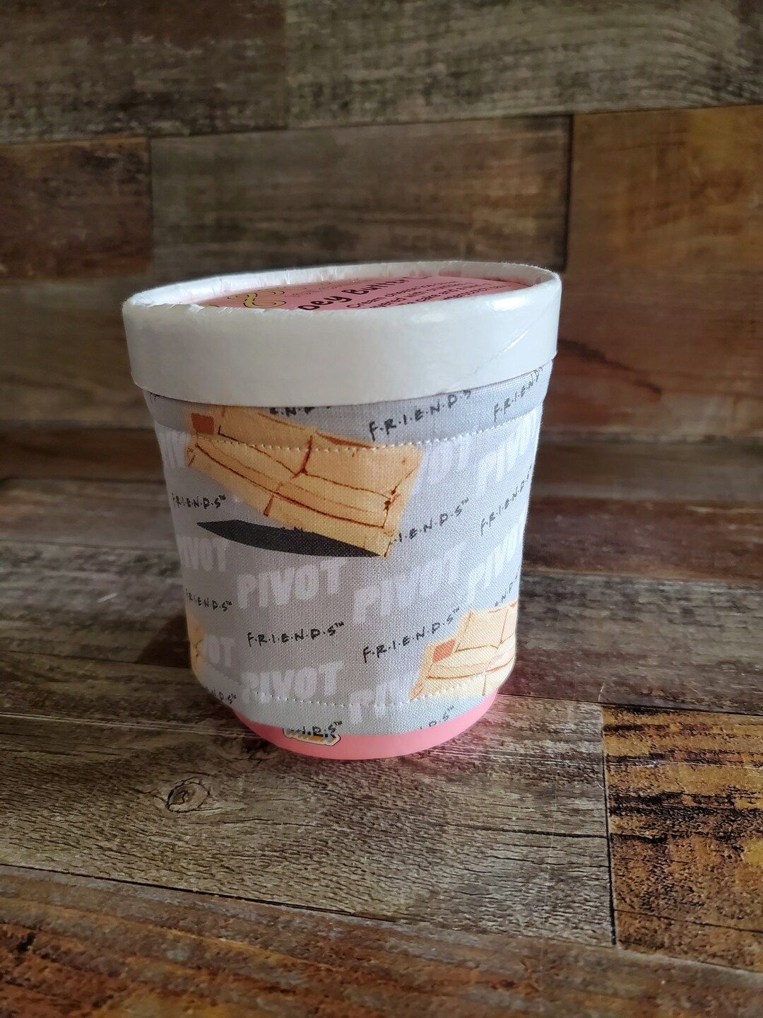Friends Ice Cream Sleeves | Pivot | Chandler Bing | Ross Geller | Ice ...