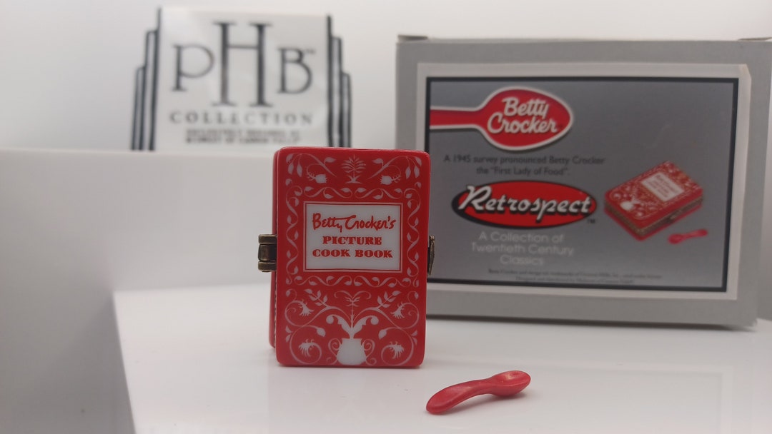 Betty Crocker Recipe Book With Spoon Trinket Porcelain Hinged Box. Made ...