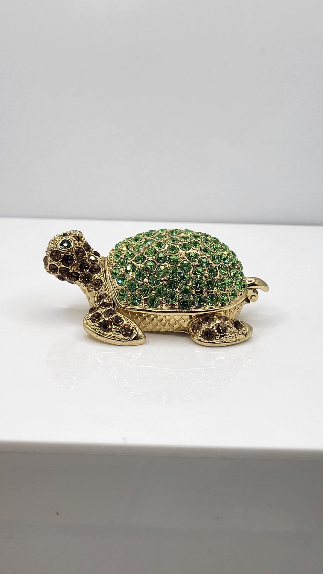 Bejeweled Sea Turtle Trinket Box With Articulated Lid | Crystal Turtle ...