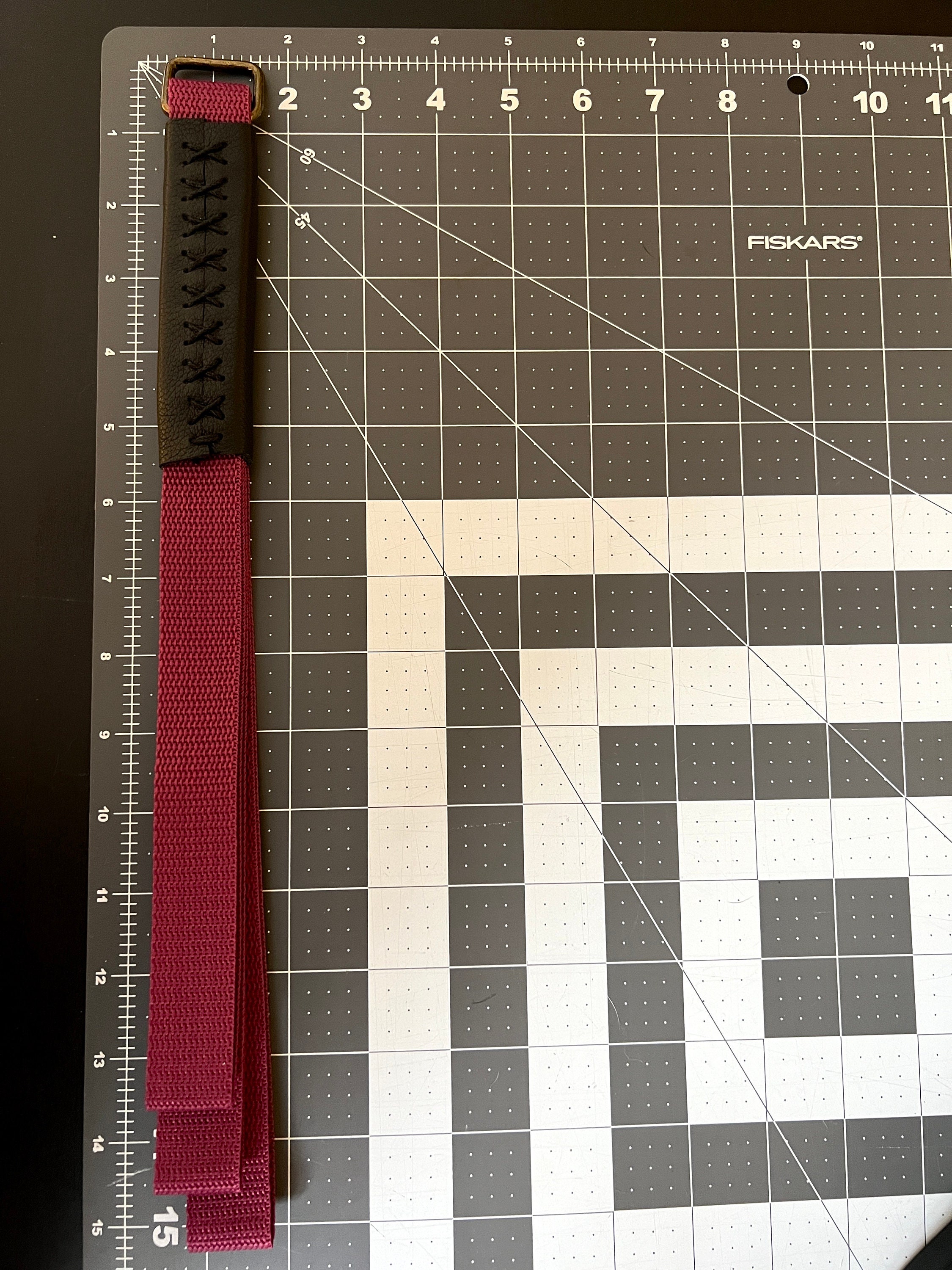 Looped Strap Slapper Spanking Paddle Flogger Impact Play Kink Toy BDSM ...