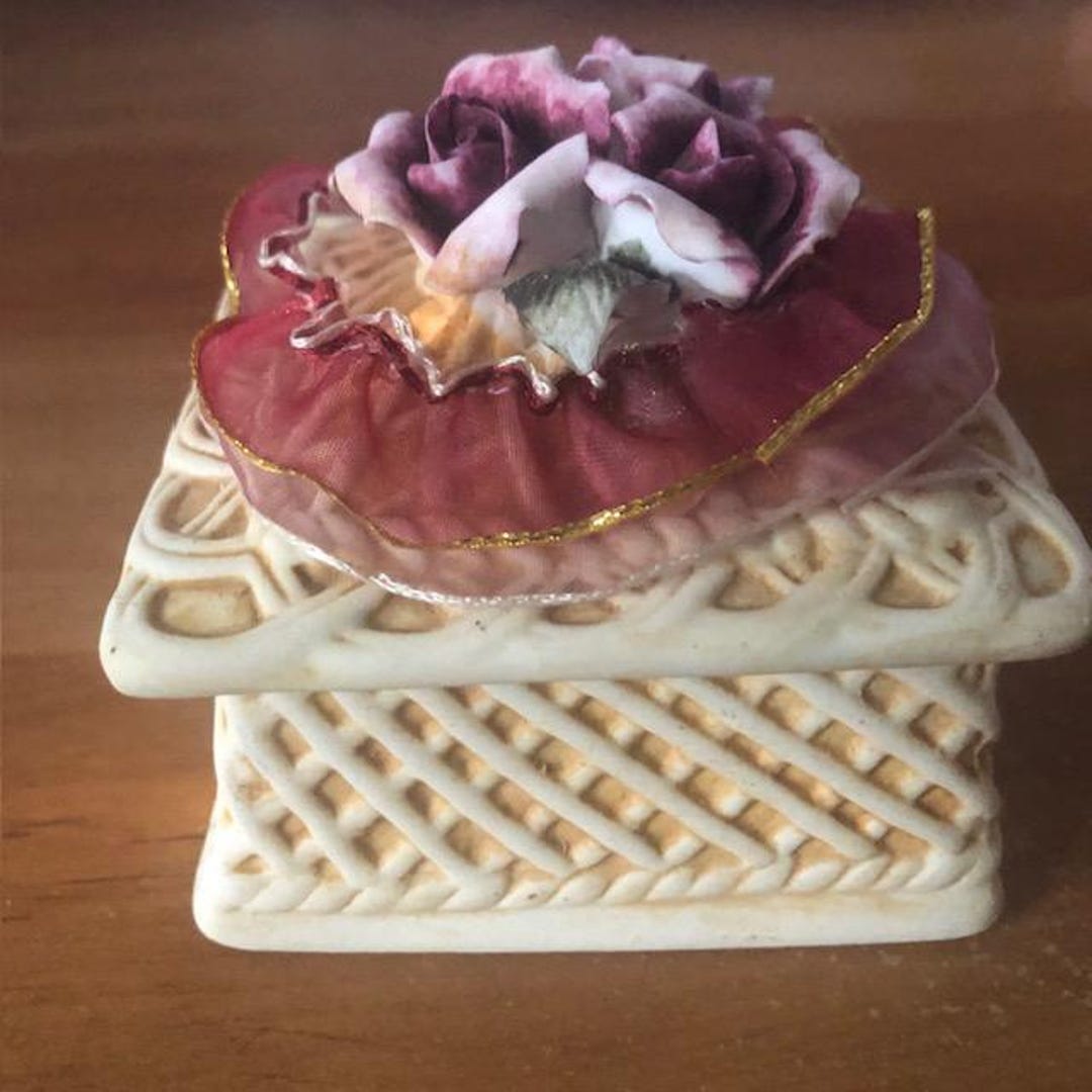 Ceramic Jewelry Box With Rose and Tulle Relief - Etsy