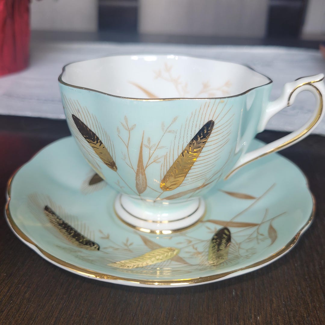 Queen Anne Gold Wheat Sheaf Teacup and Saucer - Etsy
