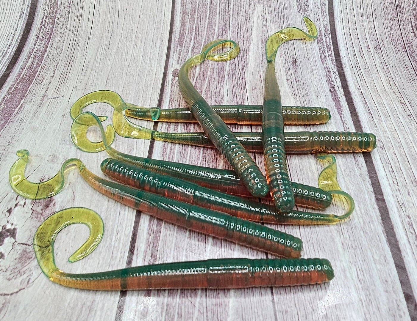 4 Zoomer Worm 20 Each / Custom Bass Fishing Lures / - Etsy