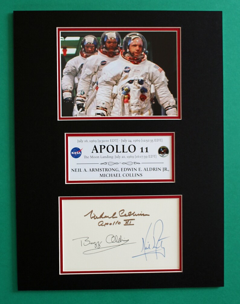 APOLLO 11 AUTOGRAPHS Artistic Display Neil Armstrong Buzz Aldrin ...