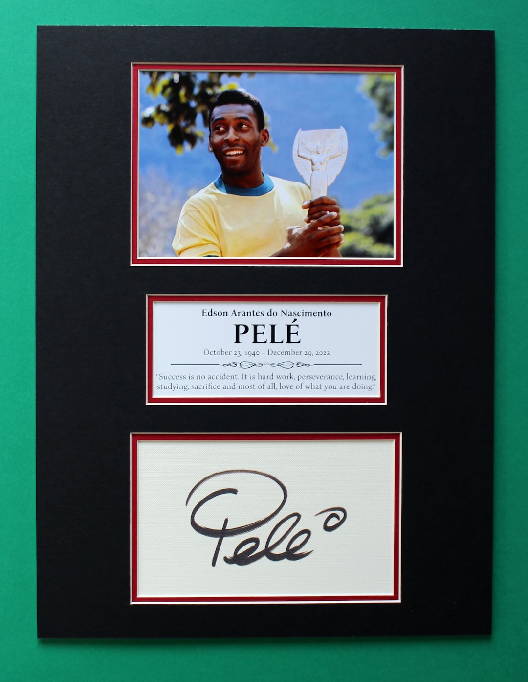 PELE AUTOGRAPH Artistic Display the Football King - Etsy