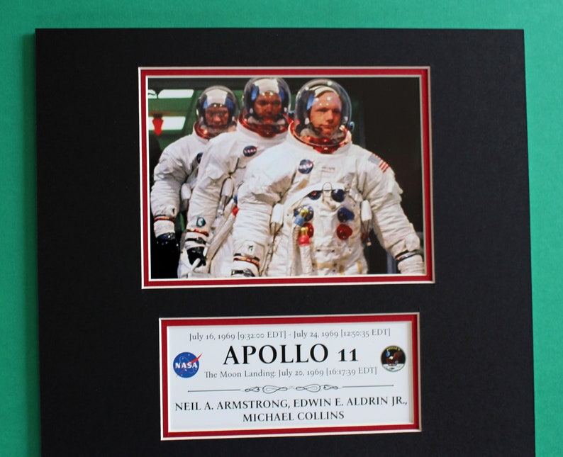 APOLLO 11 AUTOGRAPHS Artistic Display Neil Armstrong Buzz Aldrin ...