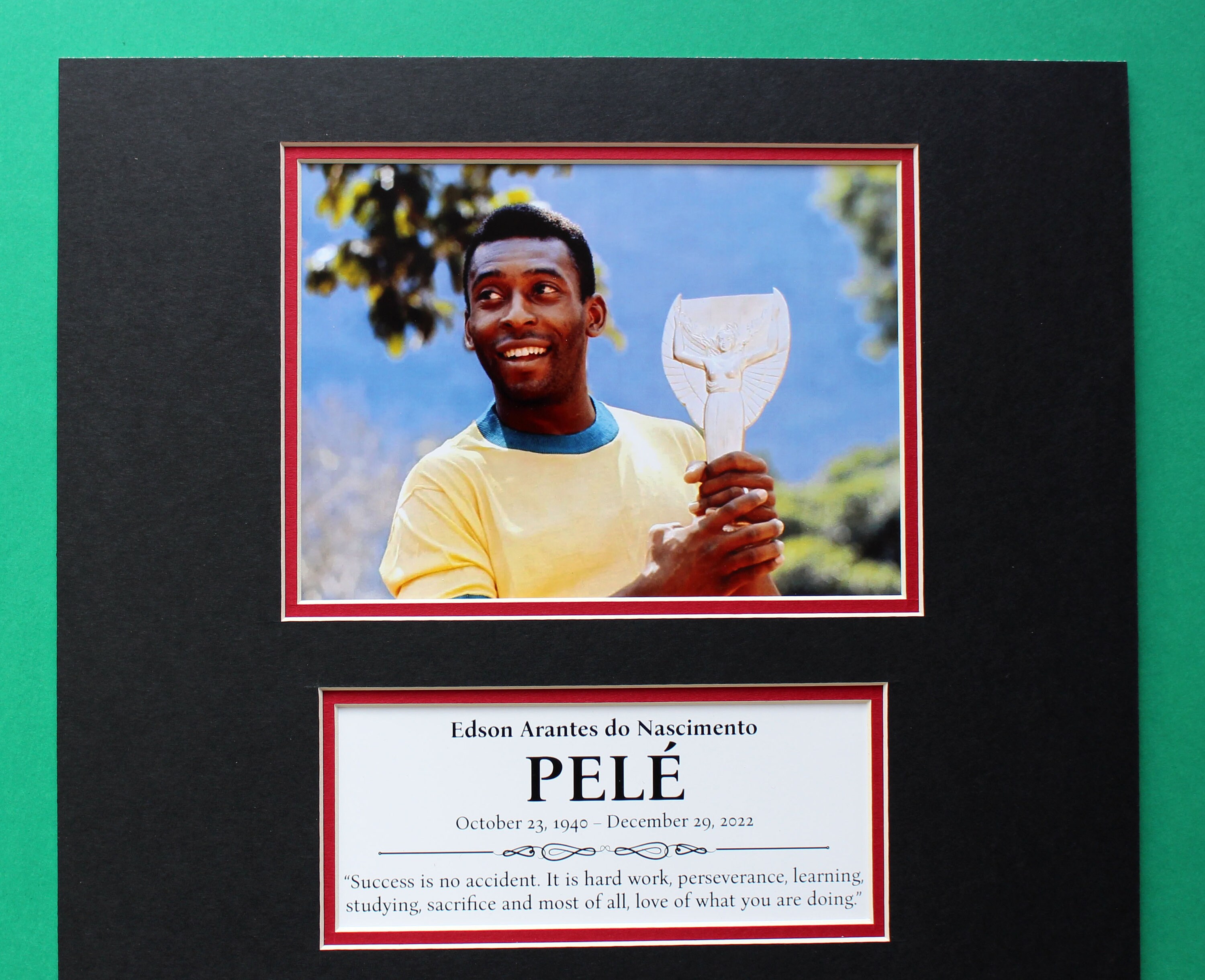 PELE AUTOGRAPH Artistic Display the Football King - Etsy