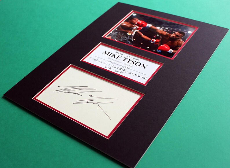 MIKE TYSON AUTOGRAPH Artistic Double Mat Display Iron Mike / Kid ...