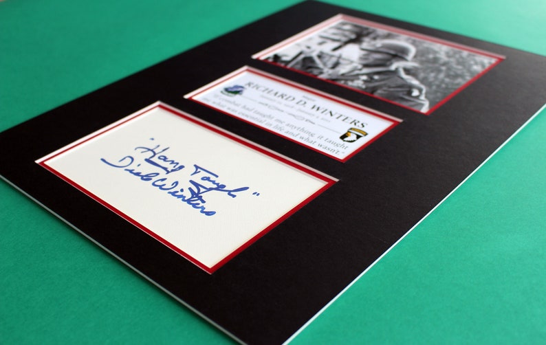 RICHARD D. WINTERS AUTOGRAPH Artistic Double Mat Display Band of ...