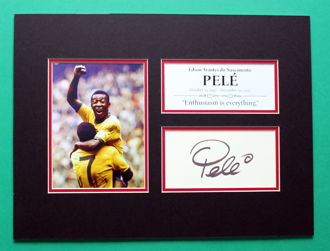 PELE AUTOGRAPH Artistic Display Football No. 1 Forever - Etsy