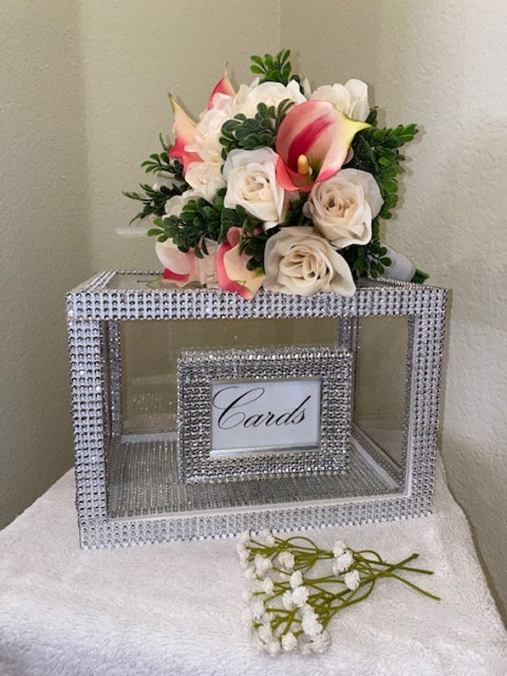 Bling wedding card box | Beachweddingtips.com