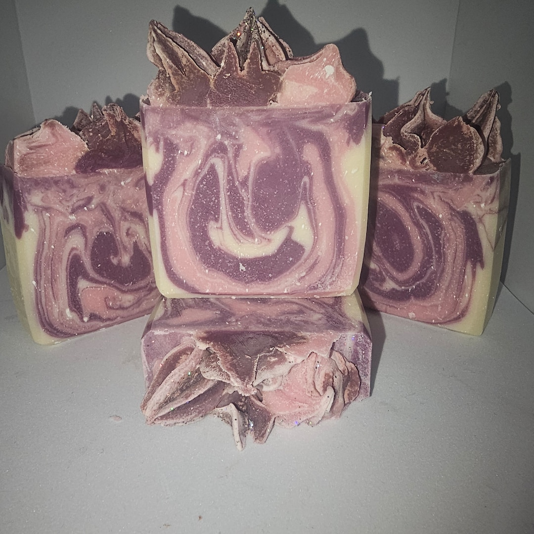 Pretty in Pink Bar Soap 4.4 Ounce Bar Soap Bombshell Scented Beautiful ...