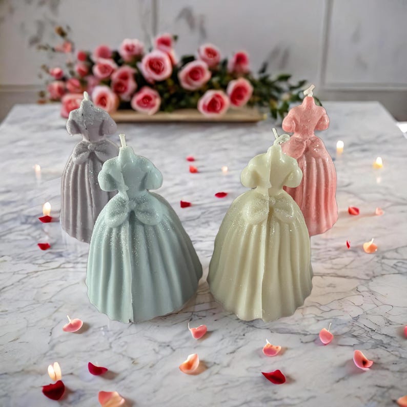 Here Comes the Glow - Wedding Dress Candle - Etsy