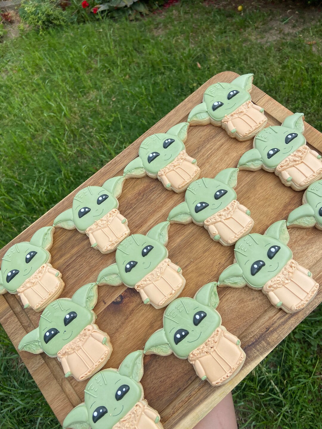 Cute Baby Alíen Sugar Cookies / Mandalorian Inspired Cookies / - Etsy
