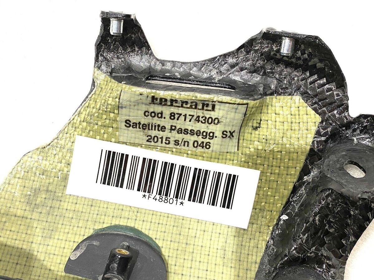 Ferrari 488 Gtb Left Satellite Casting Left Nr. 87174300 - Etsy