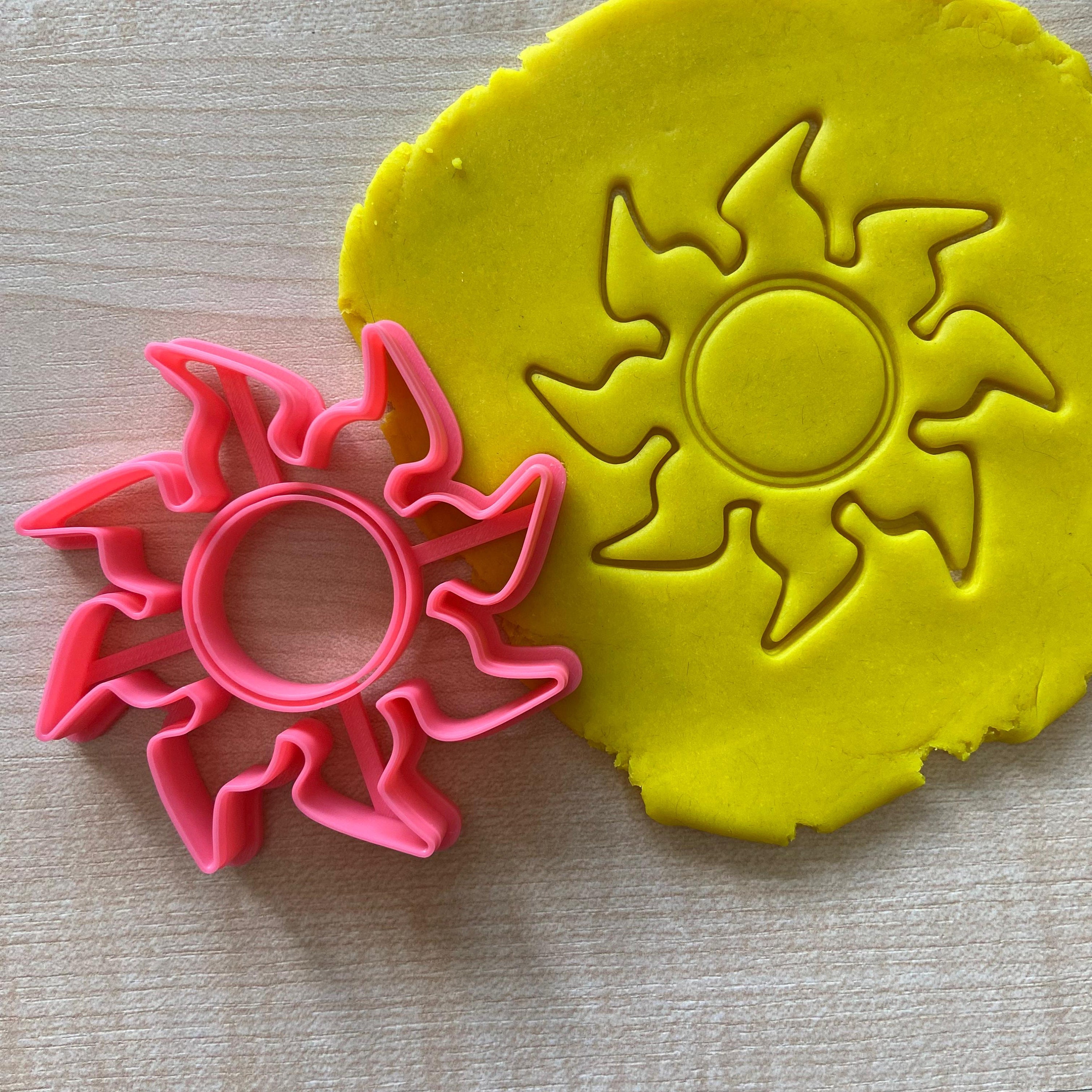 Magic: the Gathering Inspired Cookie Cutter Mana Set- Black Skull, Red ...