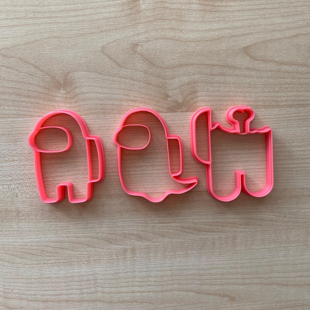 Among Us Cookie Cutter Set Standing Crewmate, Ghost Crewmate and Dead ...