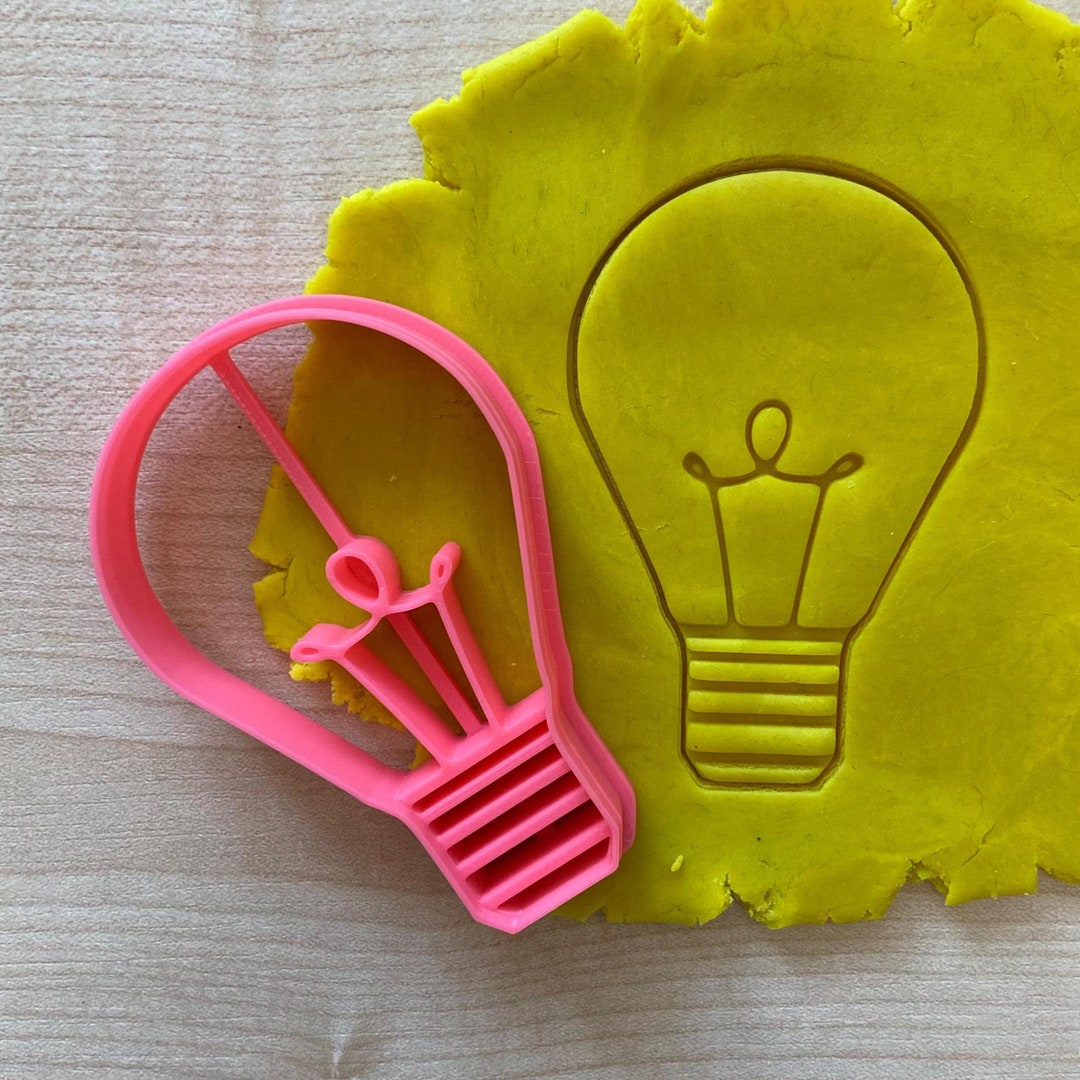 Light Bulb Cookie Cutter, Inventor Idea Engineer Gift, Science ...