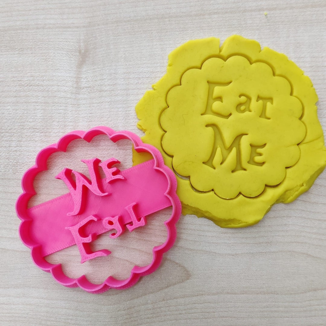 Eat Me Cookie Cutter - Alice Cookie Cutter - Etsy