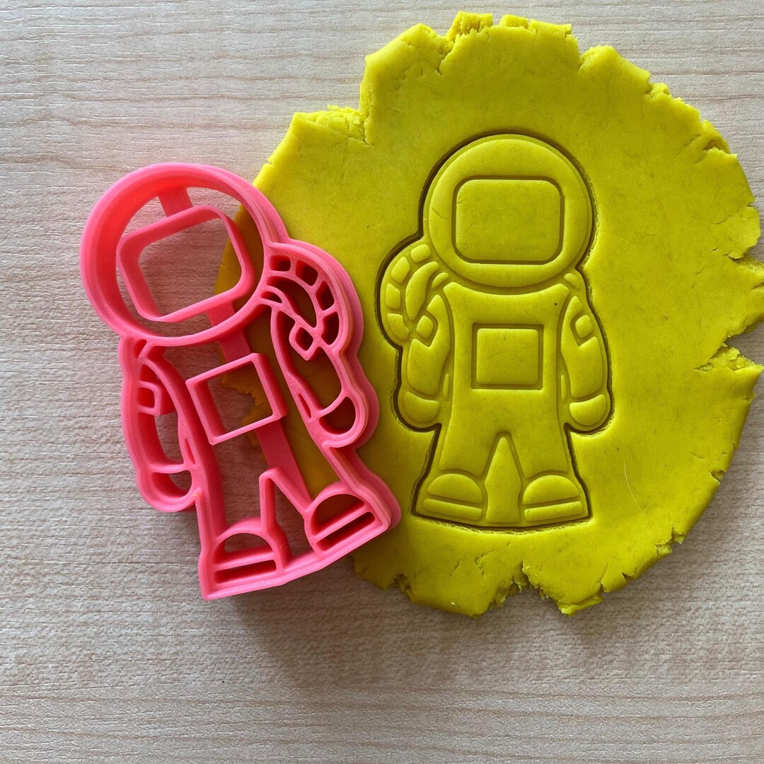Astronaut Cookie Cutter, Galaxy Themed Science Teacher Gift, Spaceman ...