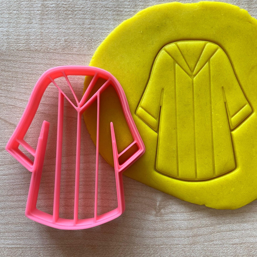 Graduation Gown Cookie Cutter - Etsy