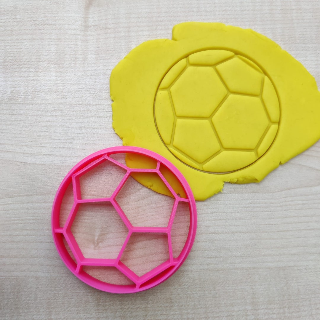 Soccer Ball Cookie Cutter – Football Cookie Cutter - Etsy